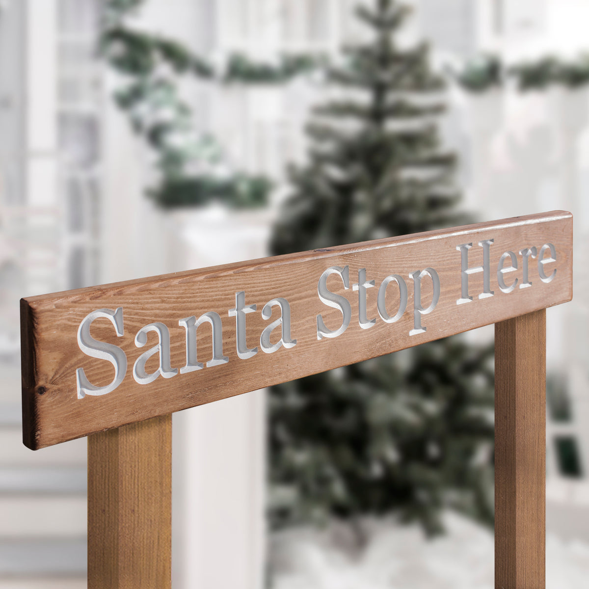 Rustic Christmas 'Santa Stop Here' Sign – PeakHeritage