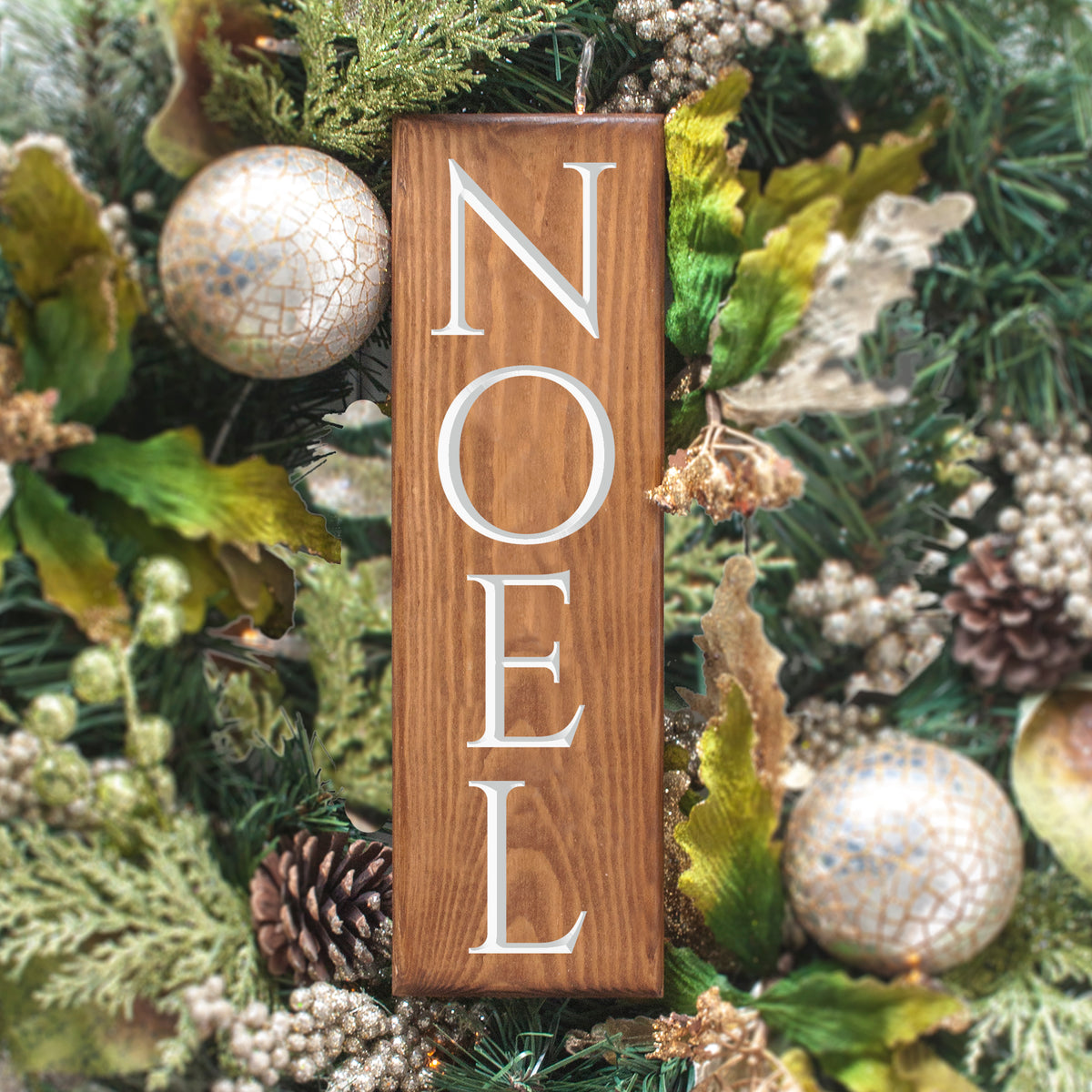 Rustic 'NOEL' Sign - Vertical – PeakHeritage